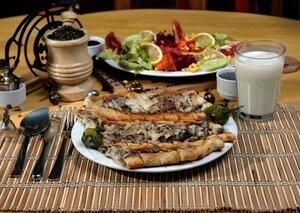 Can Pide (Aydın, Efeler, Ovaeymir Mah., Çine Cad., 27), kafe  Efeler'den