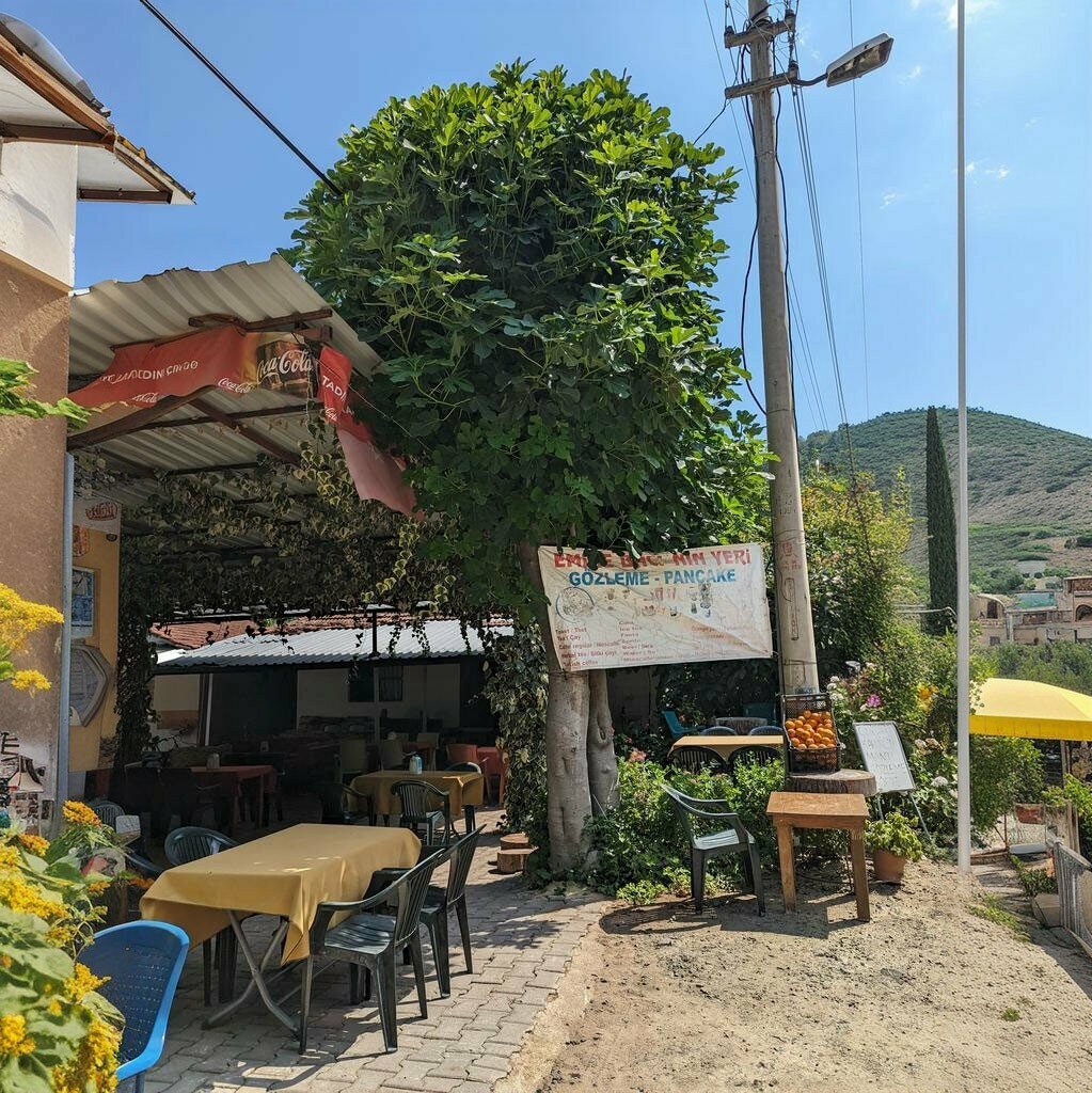 Kafe Emine Bacının Yeri, Kemer, foto