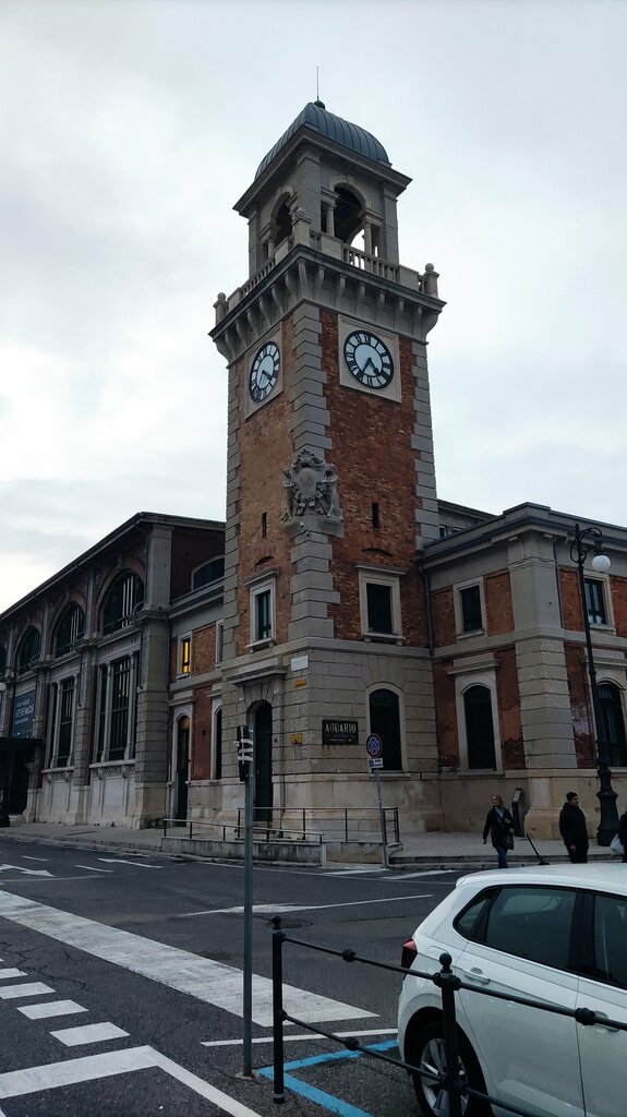 Çeşme Fontana dei Quattro Continenti, Trieste, foto