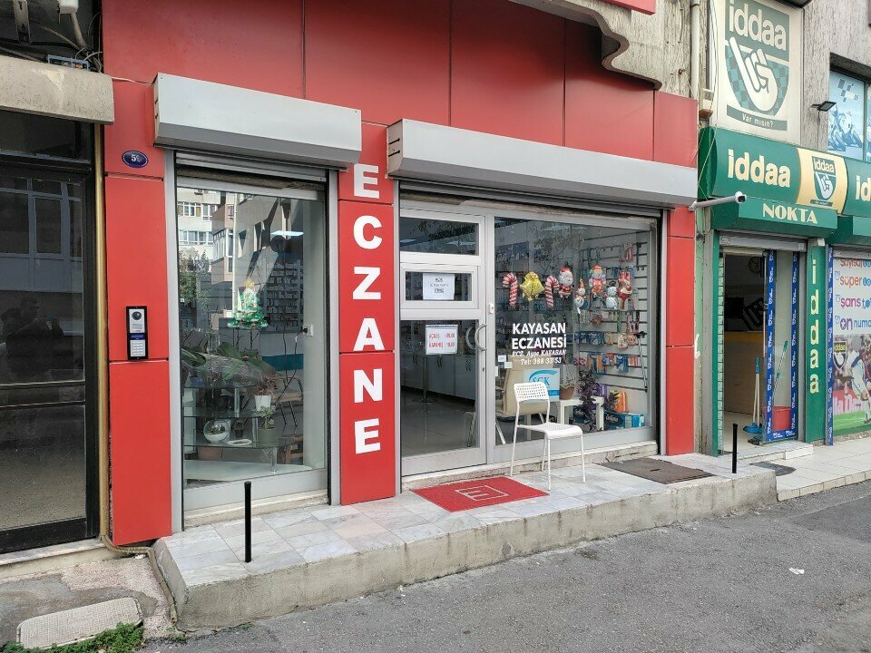 Eczaneler Kayasan Eczanesi, İzmir, foto