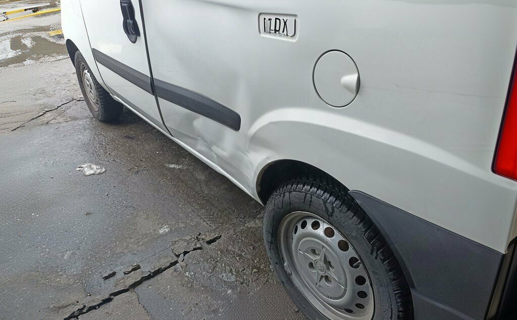 Oto kaporta Hrn Garage, İzmir, foto