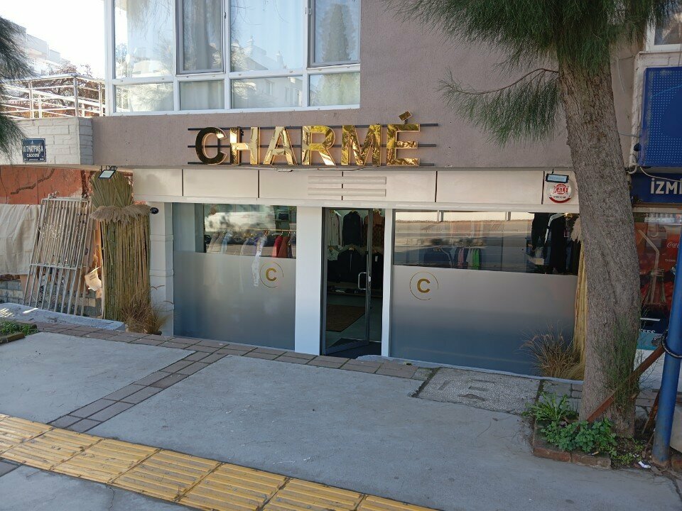 Giyim mağazası Charmé, İzmir, foto