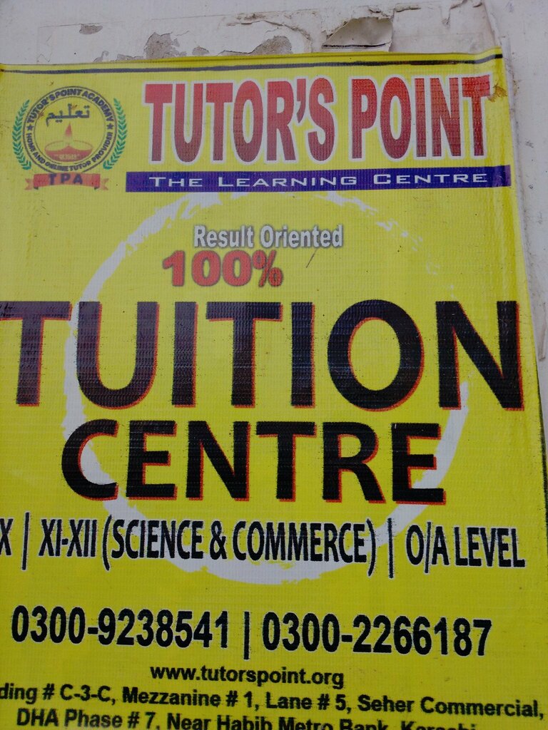 Üniversiteler Tutor's point, Karaçi, foto