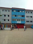 Collège Les Florianes (Abidjan, Cocody, Quartier de la Angré), ortaokul  Abican'dan