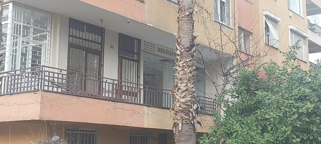 Terziler Derya Özalp Dikim Evi, İstanbul, foto