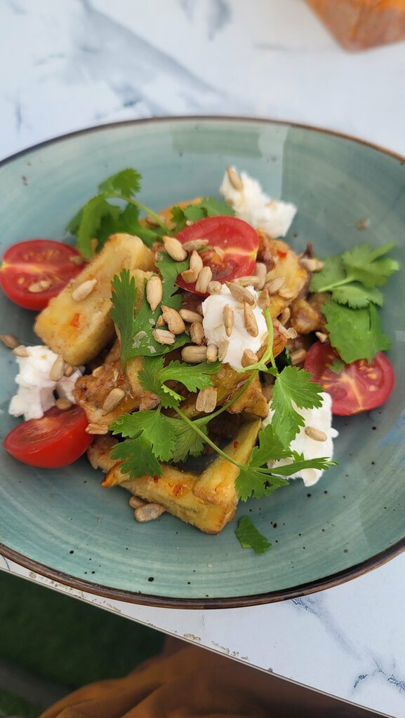 Kafe Шаршара, Hücent, foto