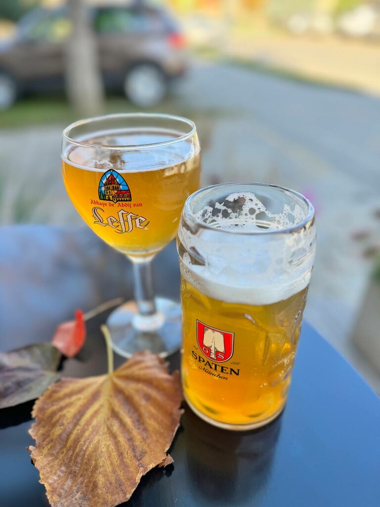 Bira dükkanı AnapaPab, Anapa, foto