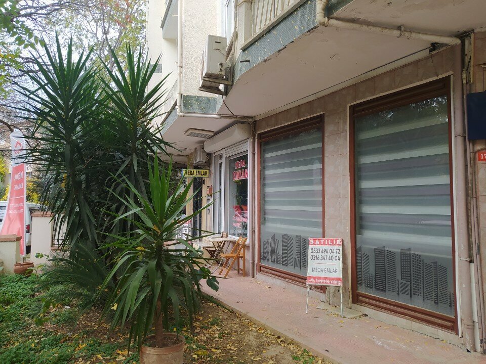 Emlak ofisi Meda Emlak, İstanbul, foto