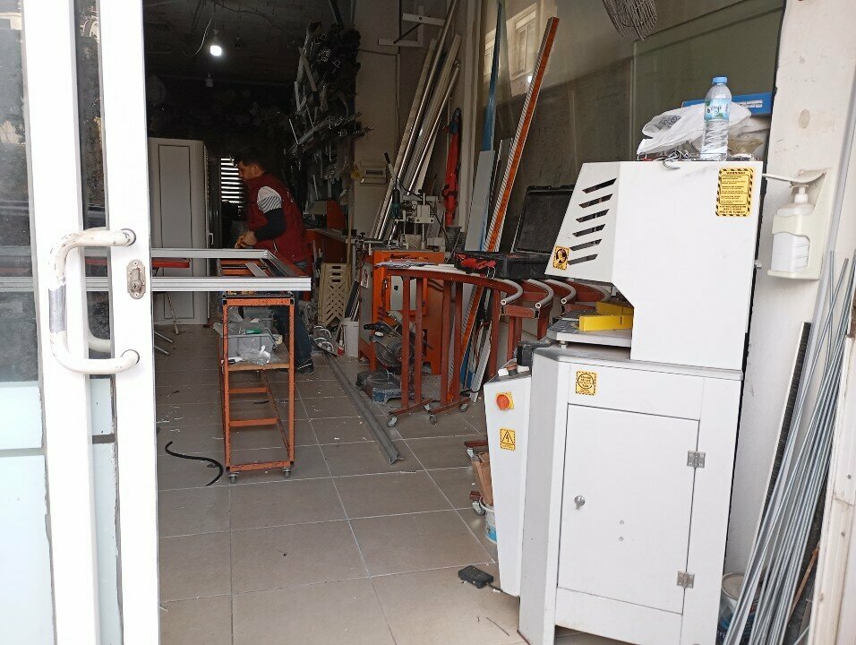 Pencere üretim ekipmanları Nazar pen, Alanya, foto