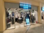 Intimissimi Uomo (Dostyq kóshesi No:9), i̇ç giyim ve mayo mağazası  Astana'dan