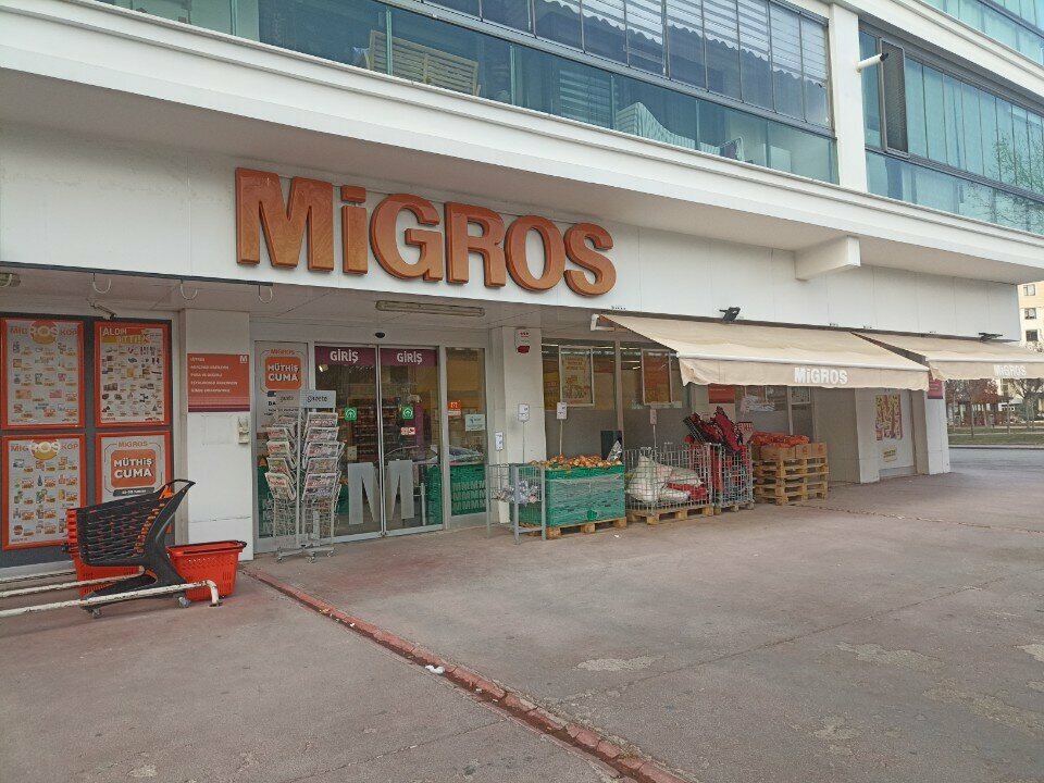 Süpermarket Migros, Konya, foto