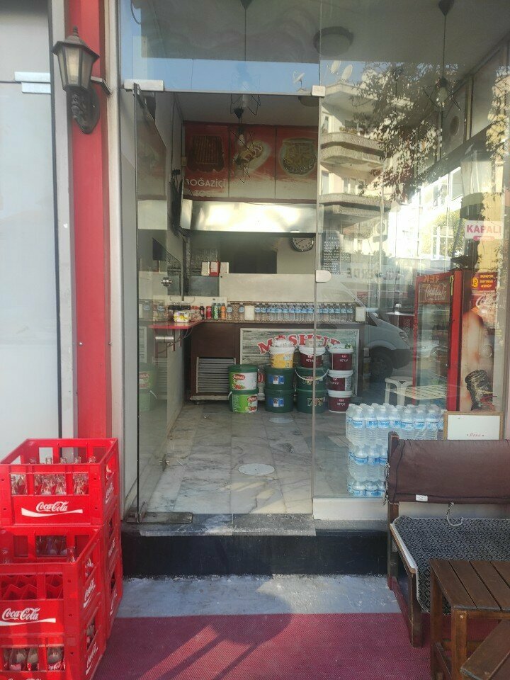 Fast food Meşhur Boğaziçi Tostçusu, İstanbul, foto