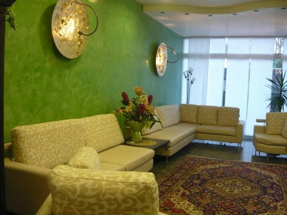 Otel Hotel Lily, Dünya, foto