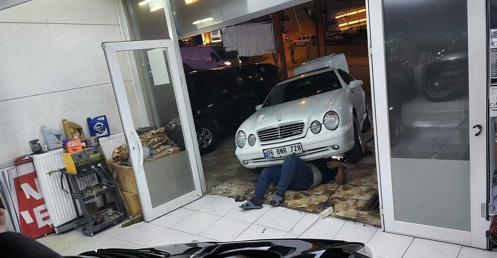 Otomobil servisi Özdemir Oto, Ankara, foto