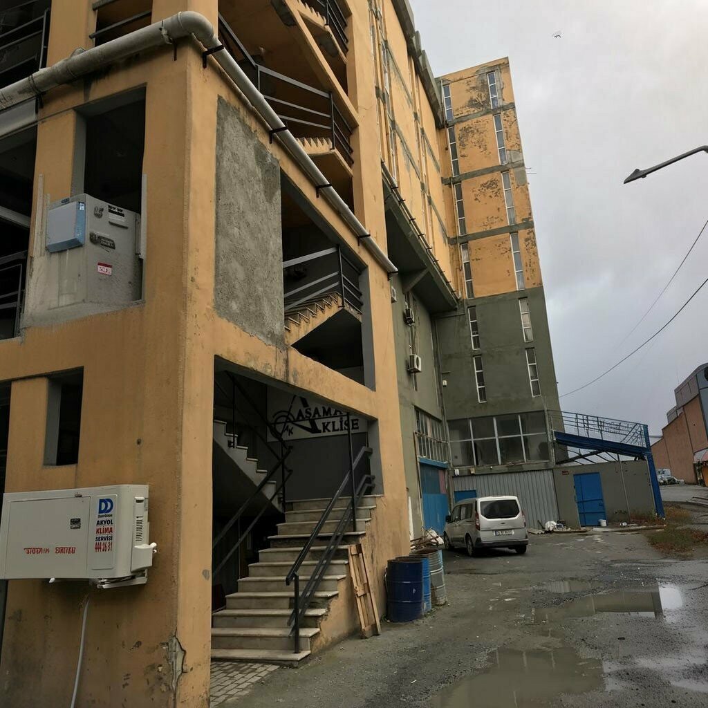 Grafik tasarımcılar Aşama Klişe Grafik, İstanbul, foto