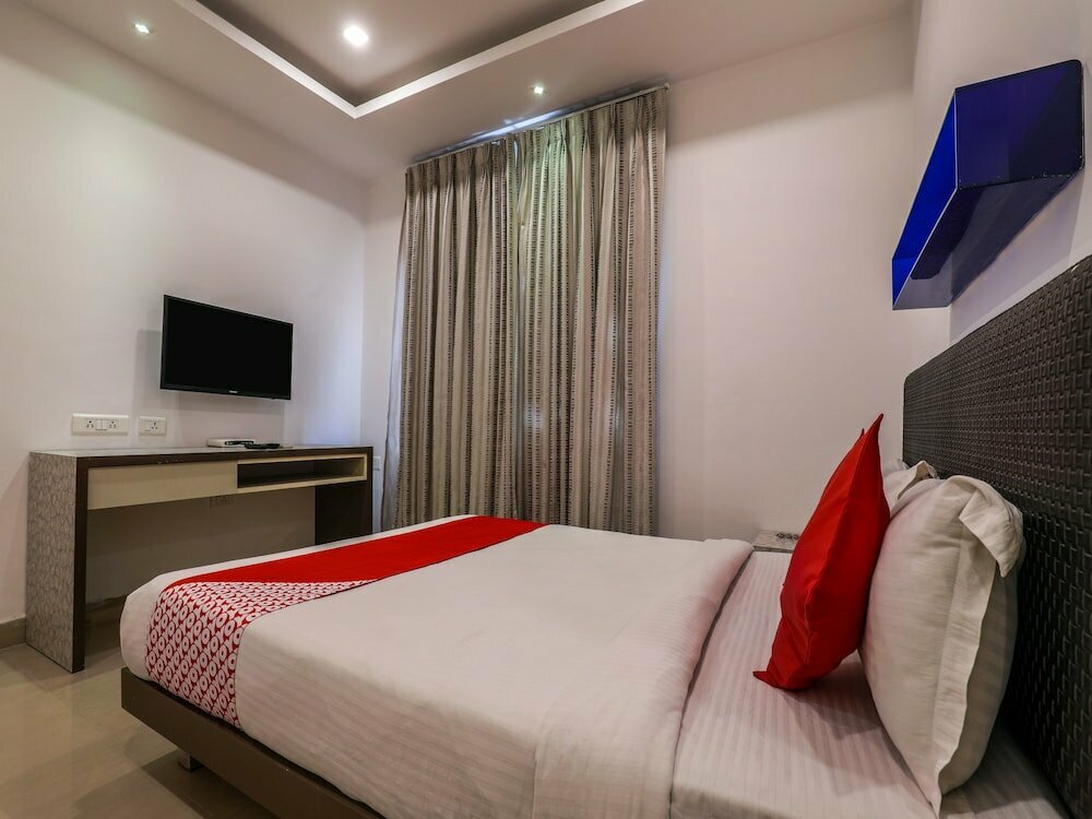 Otel Oyo 14504 The Conclave, Haydarabat, foto