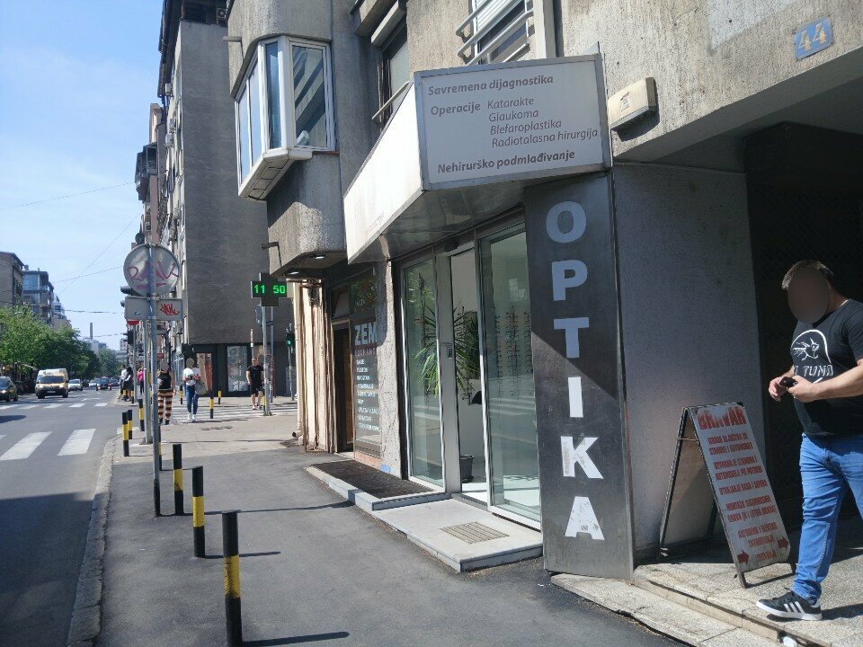 Tıp merkezleri ve klinikler Vostok Hospital eye, Belgrad, foto