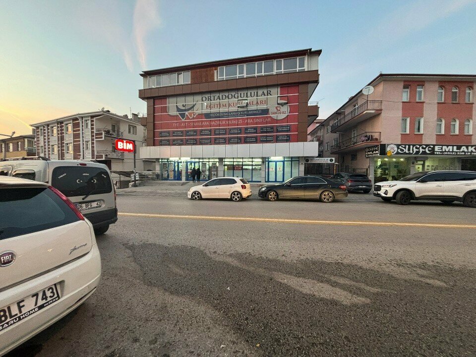 Eğitim merkezleri Bağlarbaşı Ortadoğulular, Ankara, foto