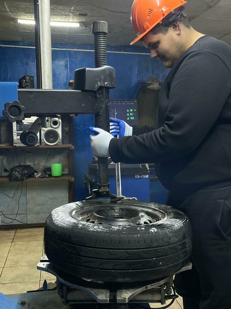 Oto lastik tamiri Шиномонтаж на рябине, Ust‑Ilimsk, foto