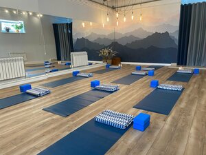 Студия мягкого фитнеса Майтри (ulitsa Gagarina No:42А), fitness kulüpleri  Velsk'ten