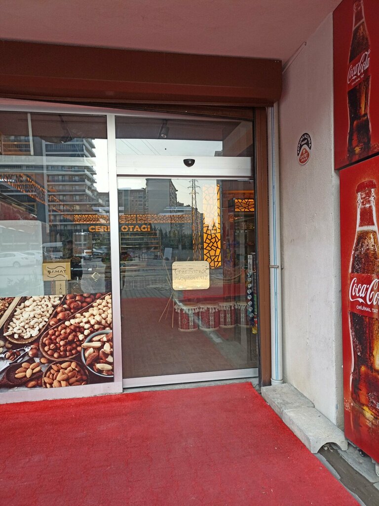 Kuruyemiş, atıştırmalık, kuru meyve Çerez Otagı, Konya, foto