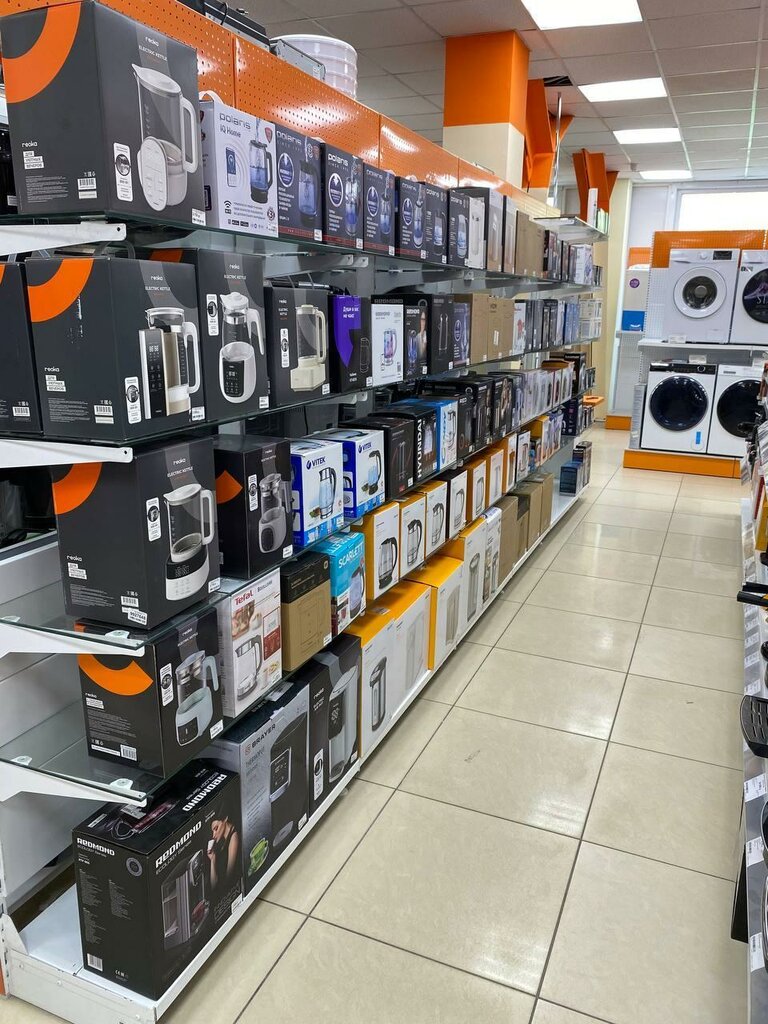 Elektronik eşya mağazaları DNS, Velsk, foto