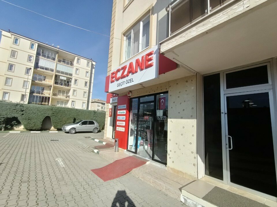 Eczaneler Geçit Özel Eczanesi, Bursa, foto