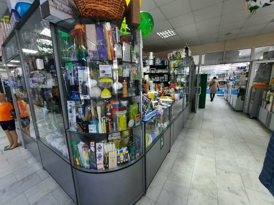 Züccaciye mağazaları Tableware, Kostanay, foto