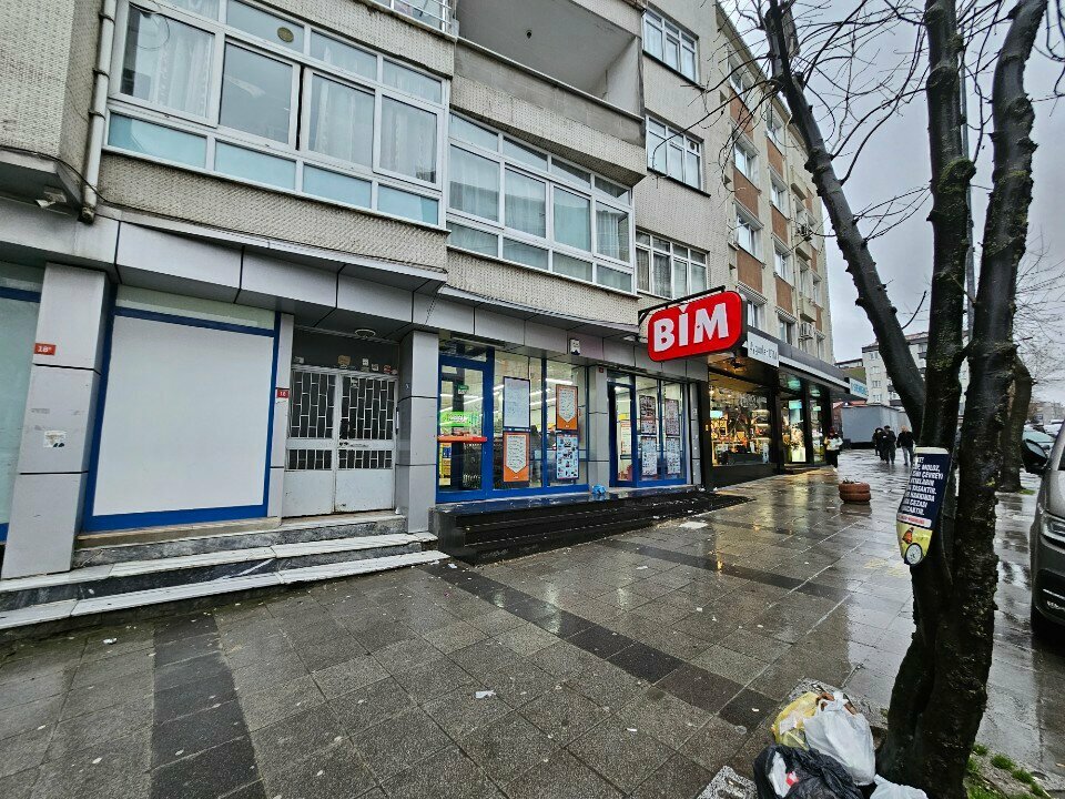 Süpermarket Bim, İstanbul, foto