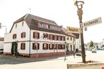 Hotel Löwen (Hauptstraße No:51, Eggenstein-Leopoldshafen), otel  Baden‑Wurttemberg'den