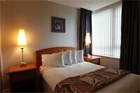 Carmana Hotel & Suites (British Columbia, Metro Vancouver Regional District, Vancouver, Alberni Street), otel  Vancouver'dan