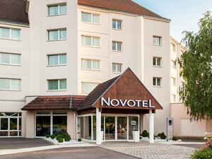 Novotel Beaune (Bourgogne-Franche-Comté, Côte-d'Or, Arrondissement de Beaune, Beaune, Rue du Moulin Noize), otel  Beaune'dan