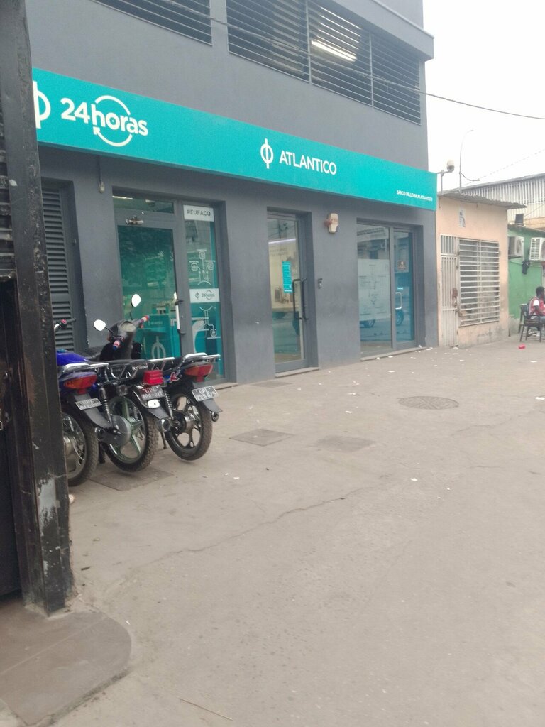 Banka Banco Económico, Loanda, foto