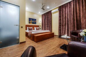Aleks Otel na Vasilevskom (3rd Vasilyevskogo Ostrova Line No:52), otel  Saint‑Petersburg'dan