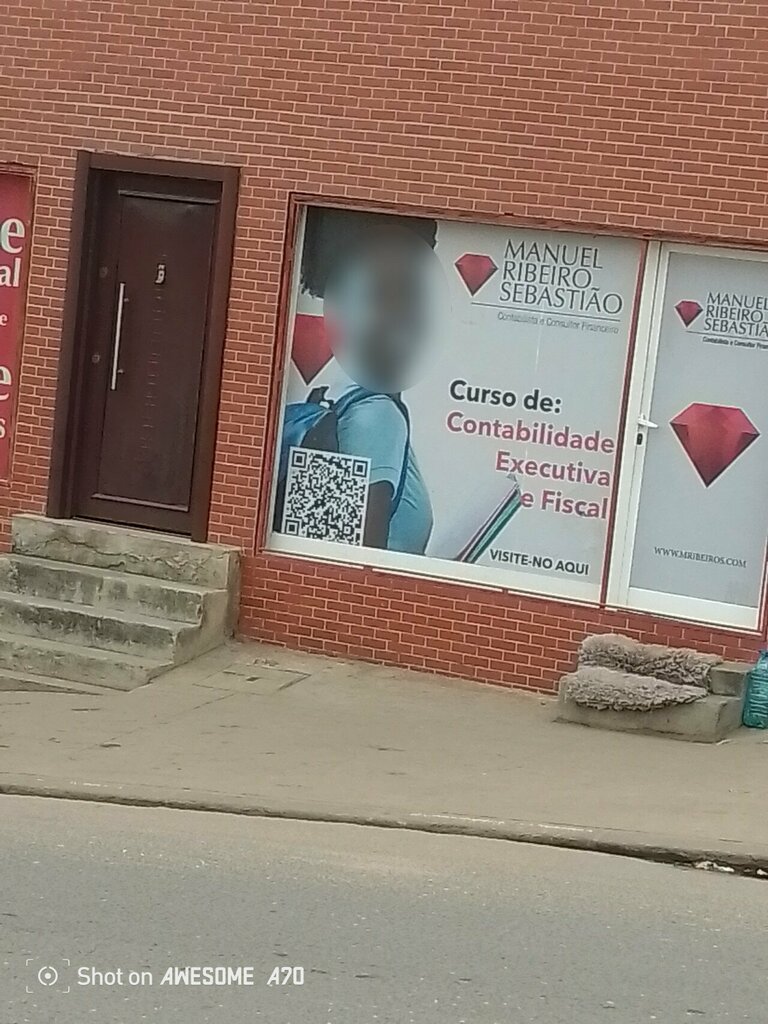 Eğitim merkezleri Manuel Ribeiro Sebastião, Loanda, foto