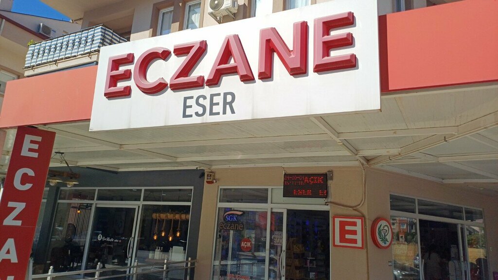 Eczaneler Eser Eczanesi, Fethiye, foto