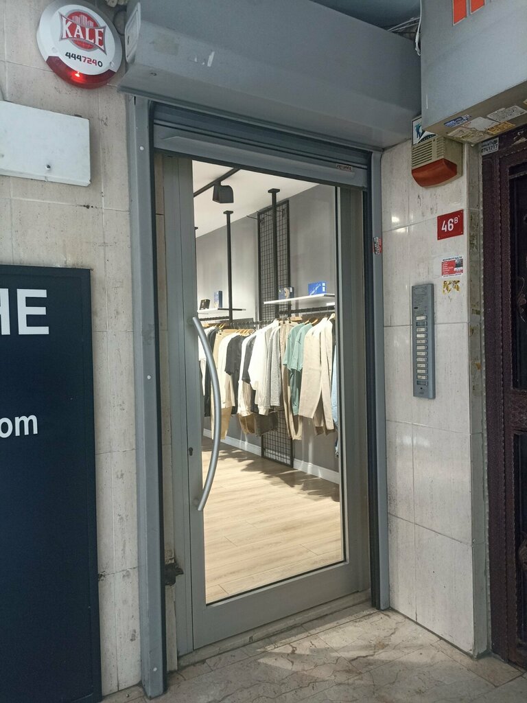 Giyim mağazası Bomont He, İstanbul, foto