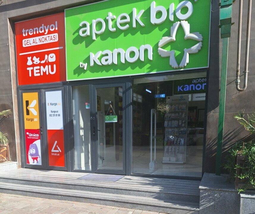 Eczaneler Kanon, Bakü, foto