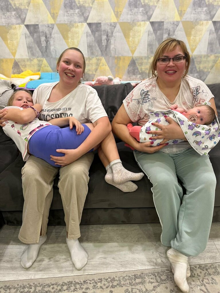 Toplu taşıma durağı Park Alley of Glory, Moskova, foto