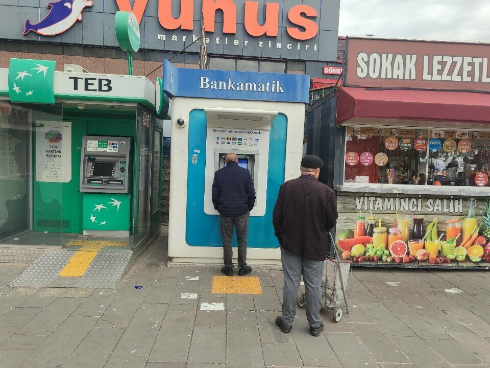 ATM'ler Türkiye İş Bankası Bankamatik, Ankara, foto