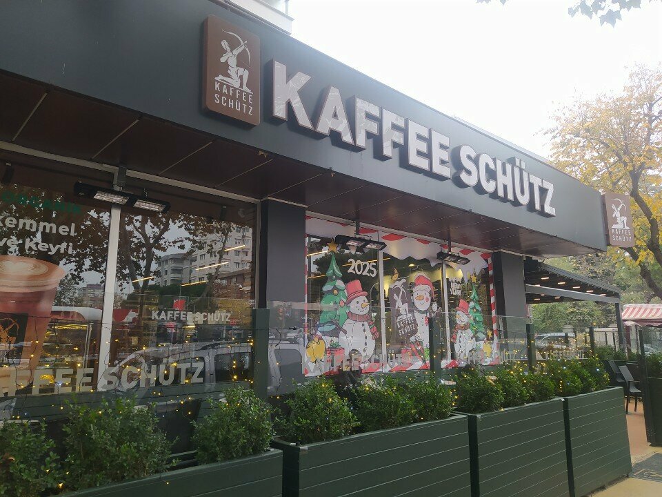 Kahve dükkanları Kaffee Schütz Göztepe, İstanbul, foto