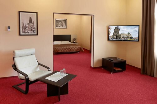 Otel Praga, Tiumen, foto