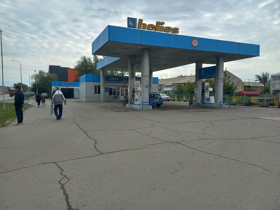 Benzin istasyonu Helios, Semey, foto
