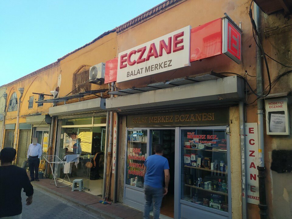 Eczaneler Balat Merkez Eczanesi, İstanbul, foto