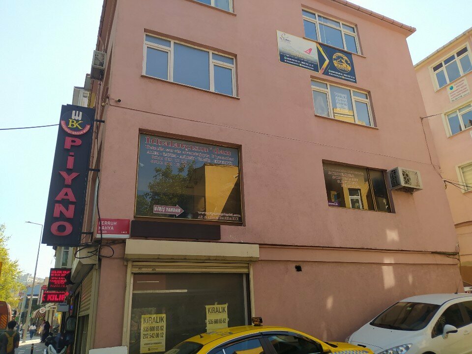 Enstrüman mağazaları Piyano Galerisi, İstanbul, foto