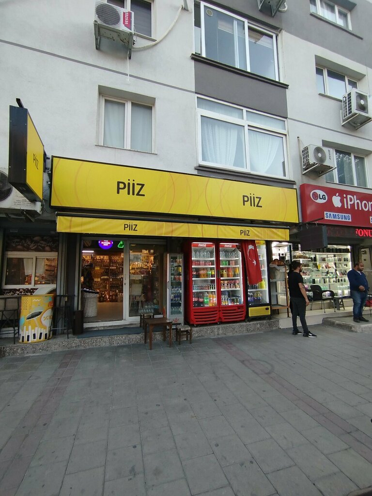 Alkollü içecekler Piiz , İzmir, foto