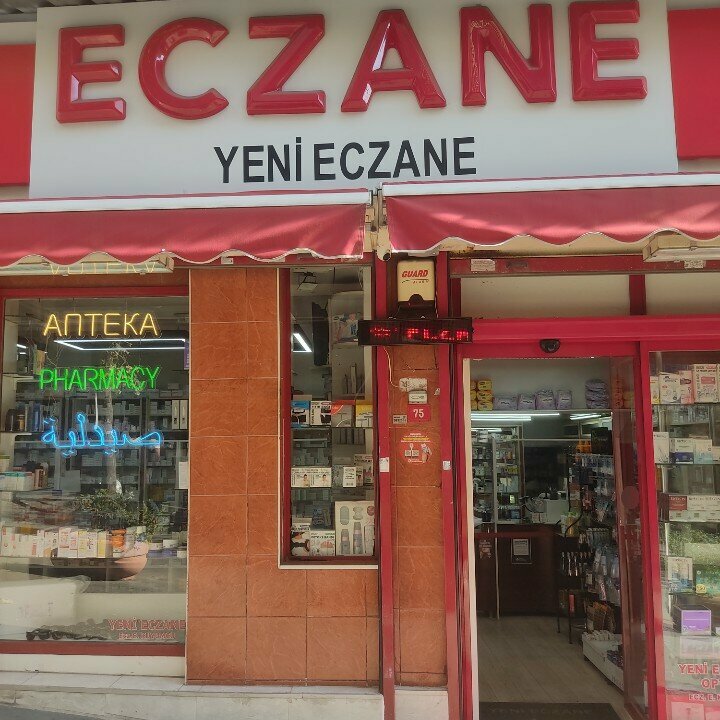 Eczaneler Yeni Eczane, İstanbul, foto