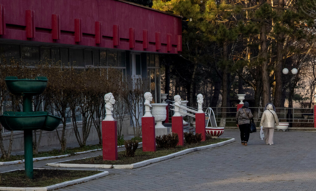 Anıt, heykel Александр Сергеевич Пушкин, Essentuky, foto