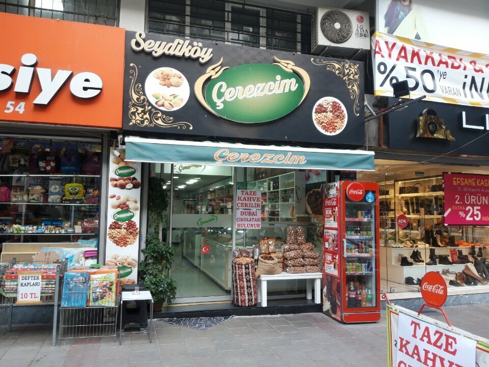 Kuruyemiş, atıştırmalık, kuru meyve Çerezcim, İzmir, foto