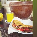Demli Kahvehanesi (Manisa, Akhisar, İnönü Mah., 157. Sok., 1), kafe  Akhisar'dan